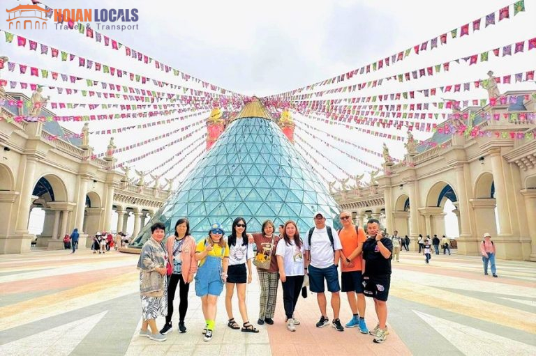 Luna Castle Ba Na Hills - Fairy Tale Kingdom In Danang - Hoi An Locals ...